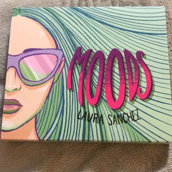 Laura Sanchez | Makeup | Moods By Laura Sanchez | Poshmark